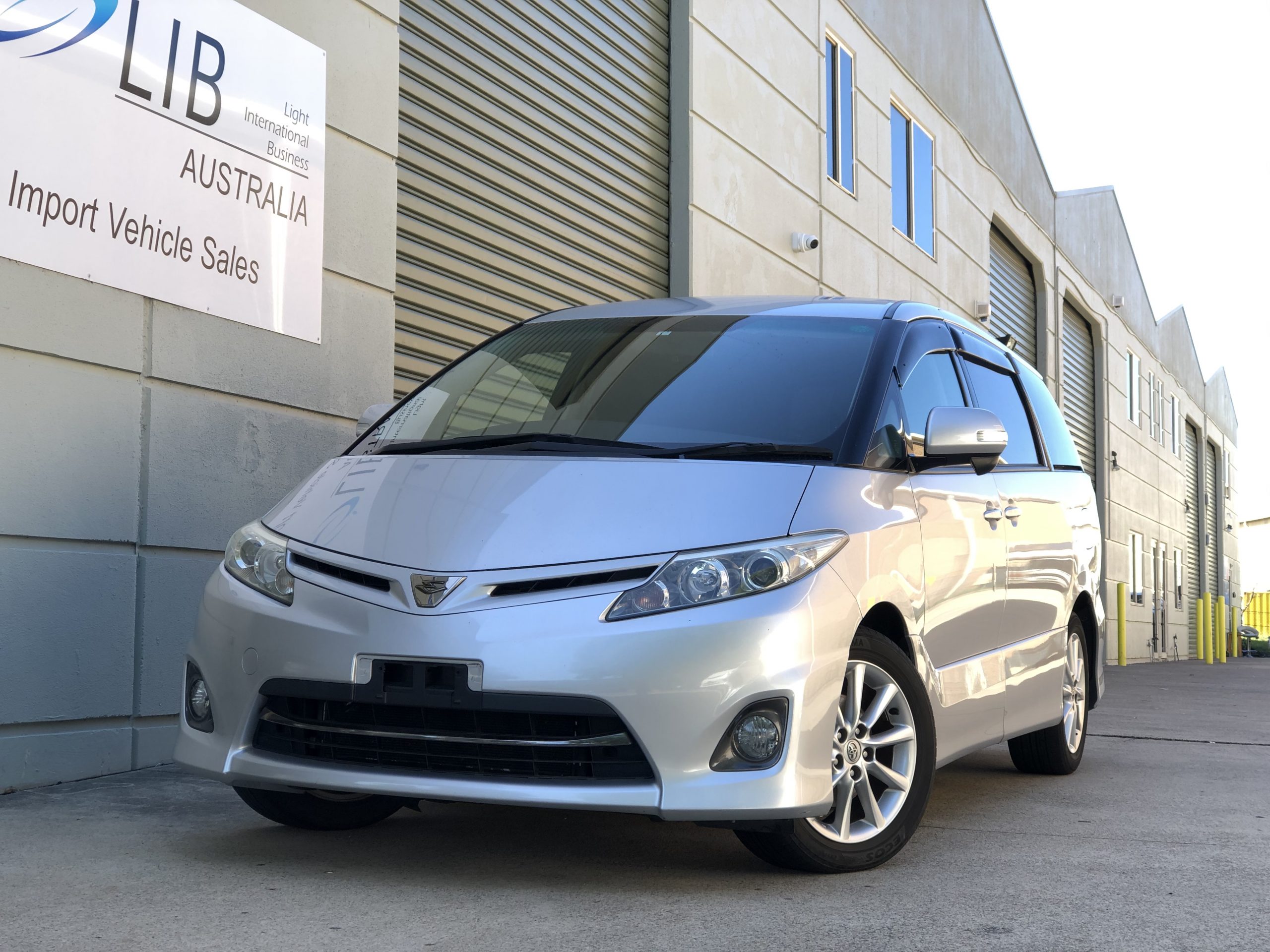 2010 Toyota Estima Aeras - Lib Australia