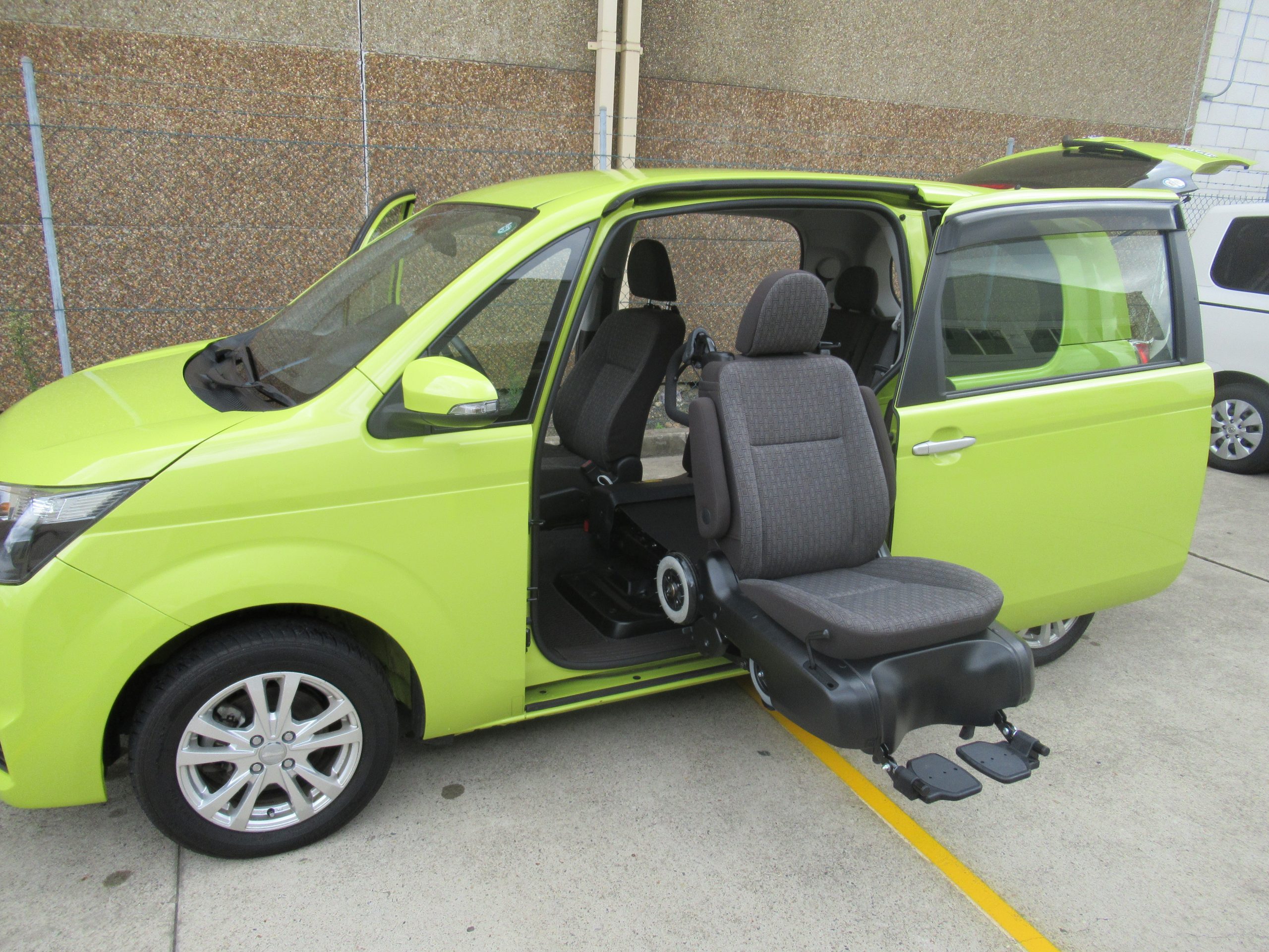 2014 Toyota Spade X Welcab 4WD - Lib Australia