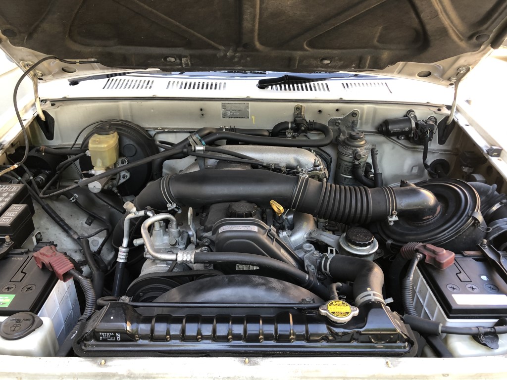 1995 TOYOTA HILUX SURF 130 | Lib Australia